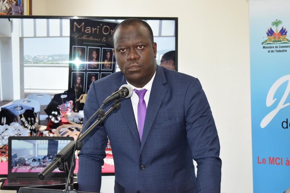 Ministro de Haití desmiente aumento de precios de combustibles - Prensa ...