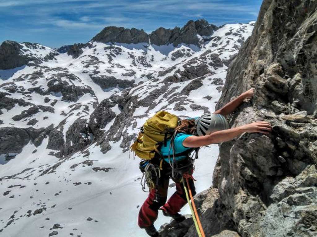 El alpinismo como centro del turismo de aventuras - Prensa Latina